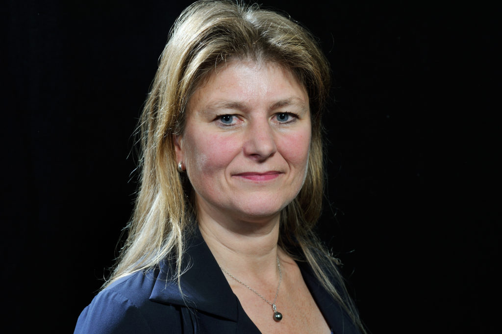 Richtje Sybesma - BINOQ ATANA